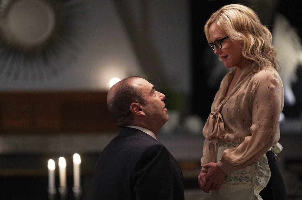 Is Louis Litt Gay? Uncovering the Mystery - OnRumors